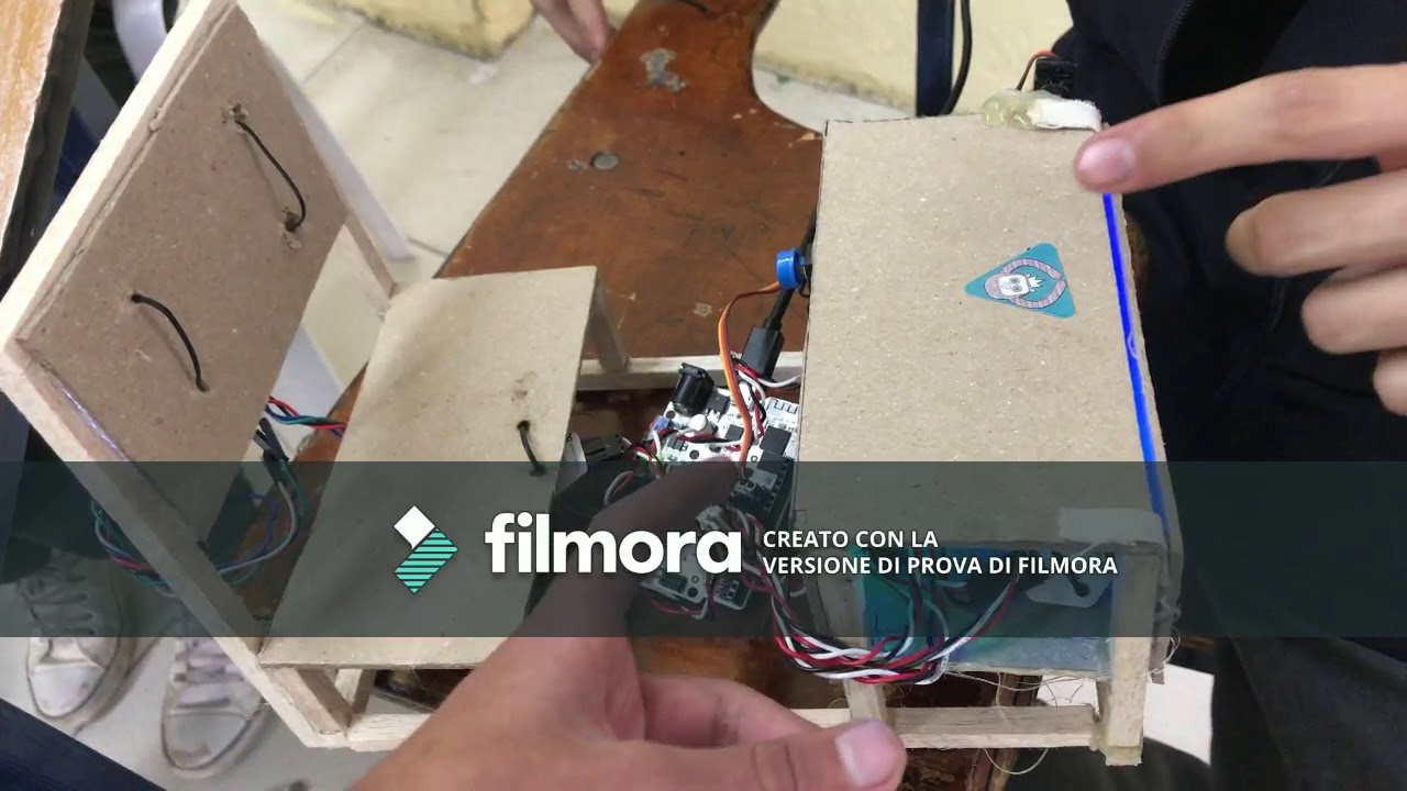 pupitre inteligente - YouTube