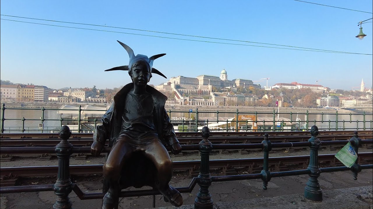 [4K] Budapest - morning walk on Danube promenade - YouTube