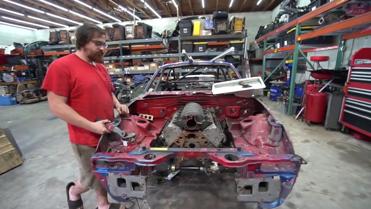 LS Swap Miata Build Part 2! Trans Mount, Diff Install, Welding, Bay Prep, etc(A Month of ...