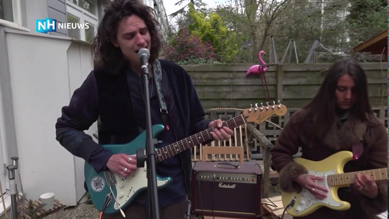 Mitch Julius & Maddy Moreah Quarantaine Sessies - YouTube