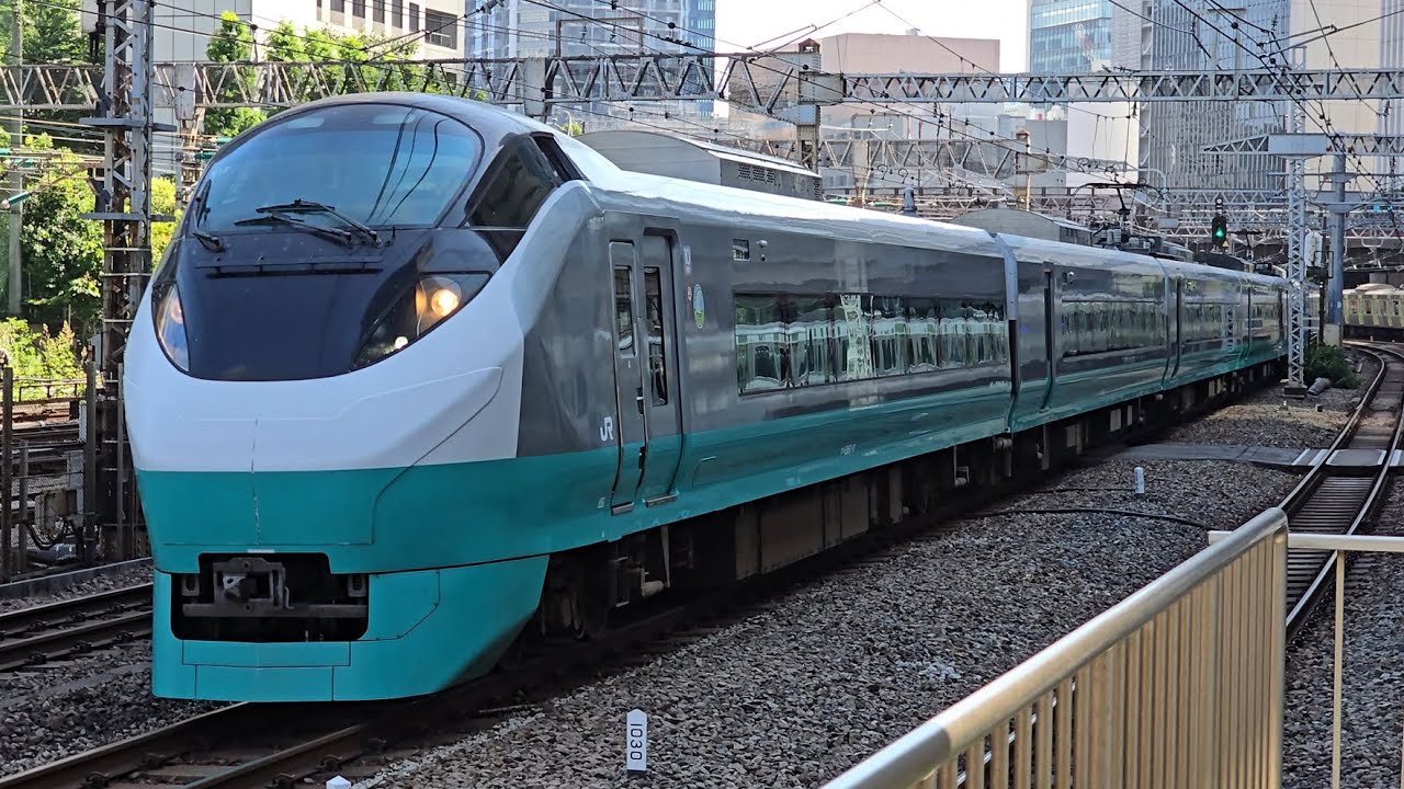 【特急ひたち17号】17M E657系K17編成(グリーンレイク塗装) 田町駅 通過シーン - YouTube