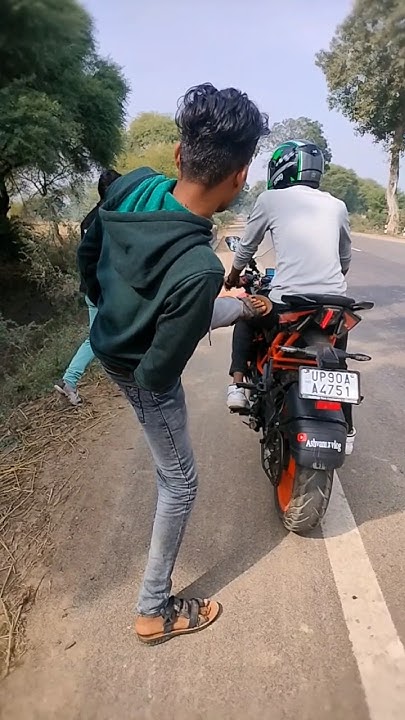 pagal 😂panti chapri KTM ke shat #trending #ktm125 #viralvideo #shortvideo #bike #up92rider - YouTube