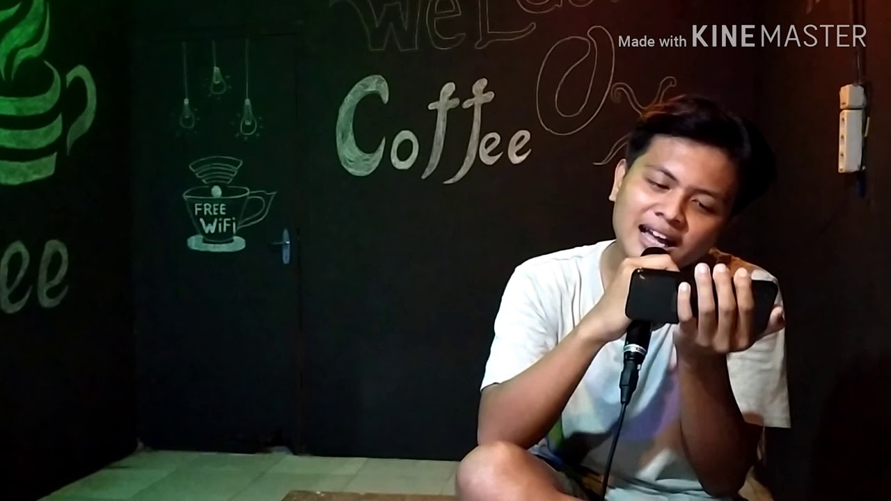 Andika Mahesa - Cahaya (cover by Gilang in Cafe Oyen) - YouTube