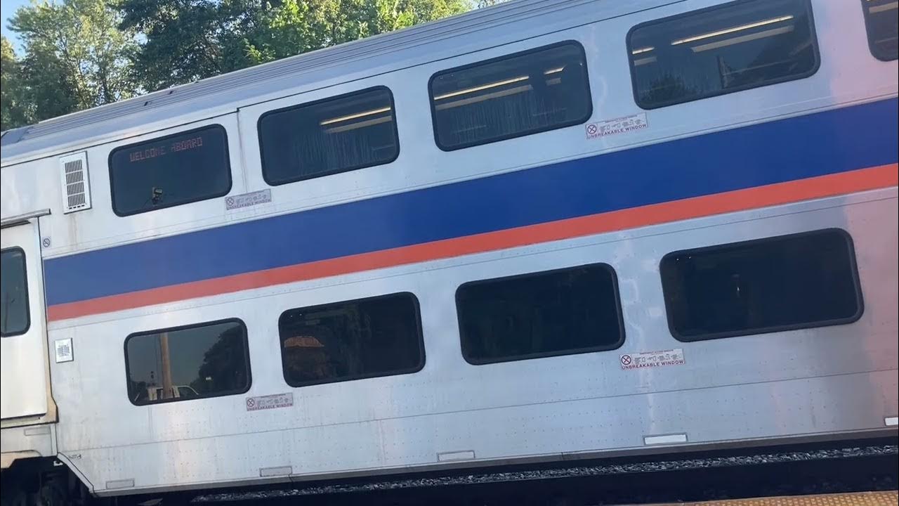 MARC train 875 MP36 23 with mostly 8000s cab car 8052 - YouTube