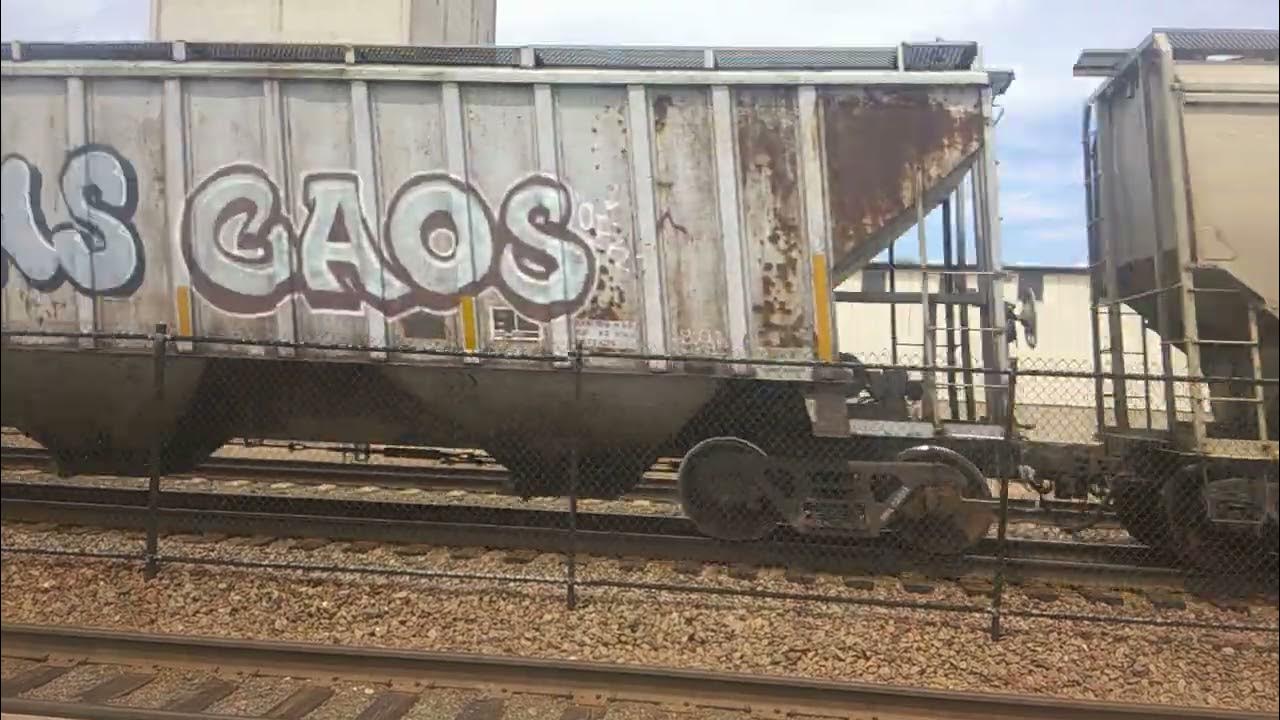 BNSF Eastbound Manifest train With A Warbonnet, a FakeBonnet, and an SD70ACE leading - YouTube