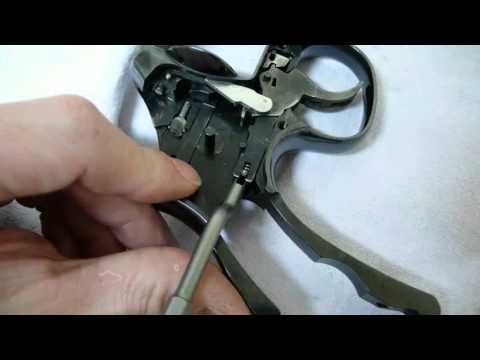 Smith and Wesson Revolver Disassembly - YouTube