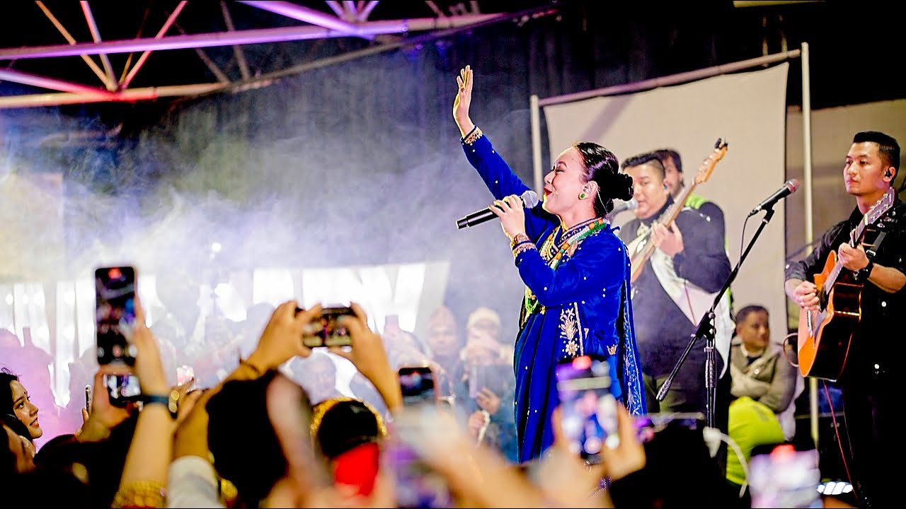 Kath Ko Ghurra (Live) - Trishna Gurung - YouTube