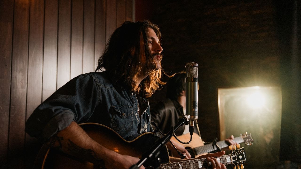 Moose Miller - River Run (Acoustic Video) - YouTube