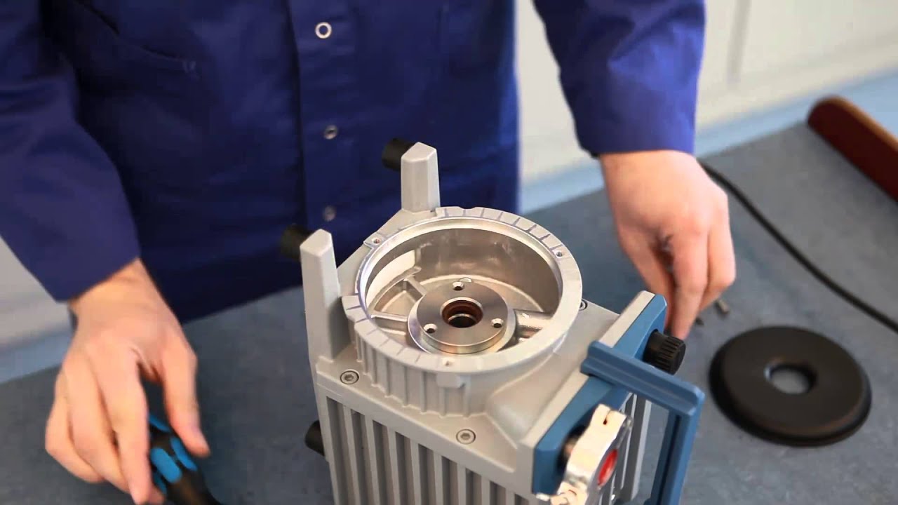 Drehschieberpumpe Wechselhülse tauschen - VACUUBRAND (DE) - YouTube