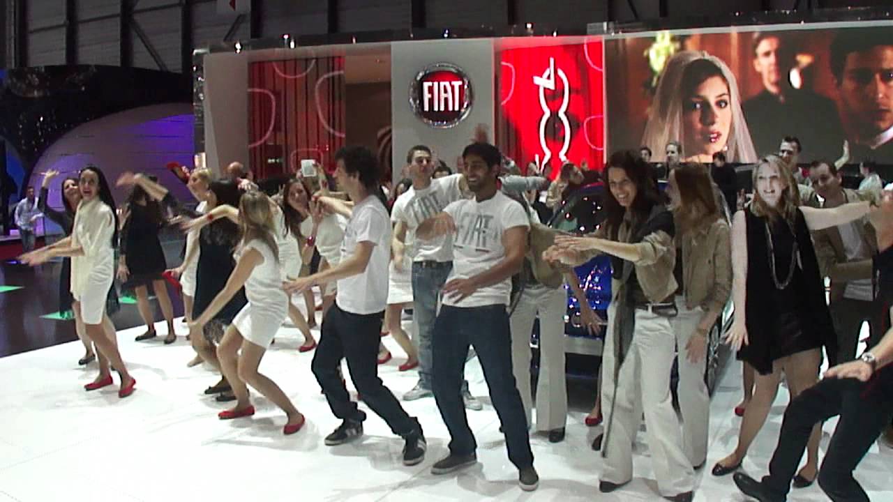 TOYOTA HOSTESS FINAL DANCE AT AUTOSALON GENEVE - YouTube