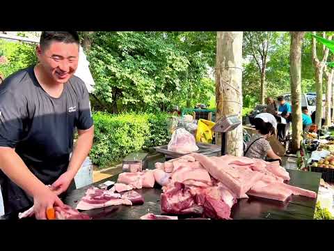 4 heads of about 500 pounds of big pigs are so fast, really grab# ...