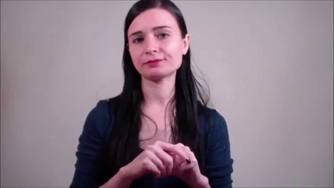 How to Act Like A Professional Model - YouTube
