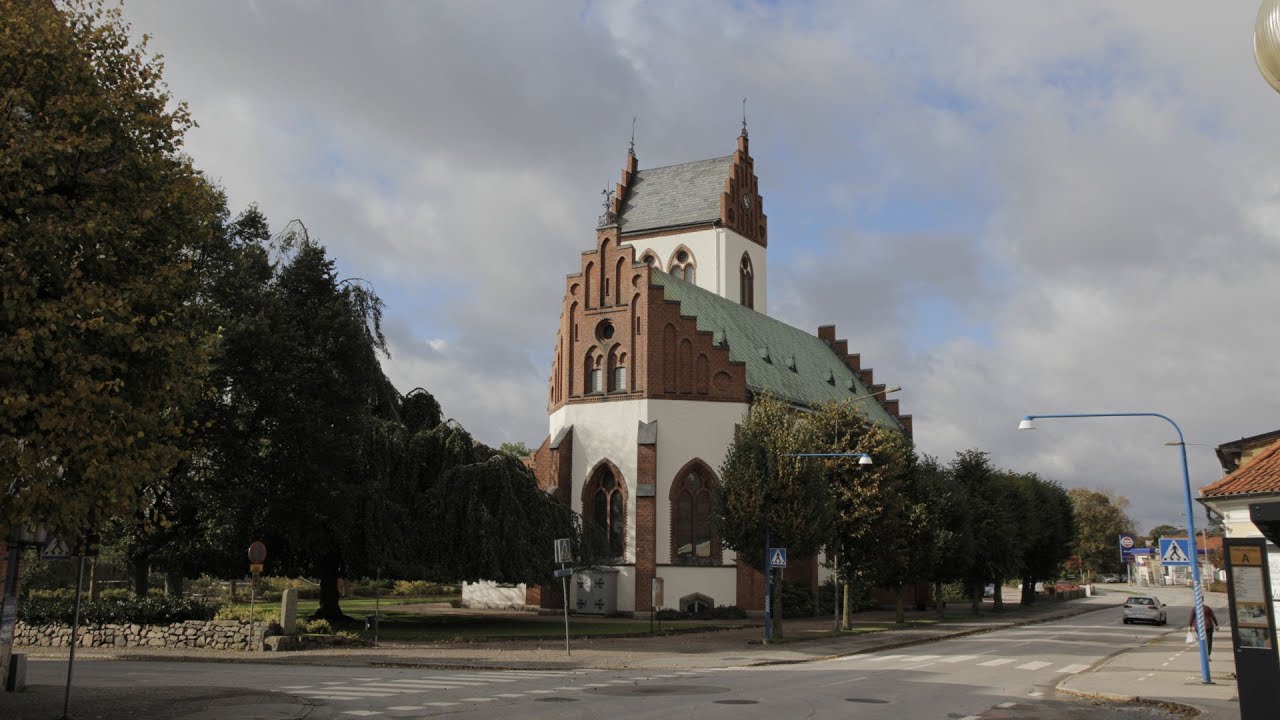 Hörby kyrka Skåne - YouTube