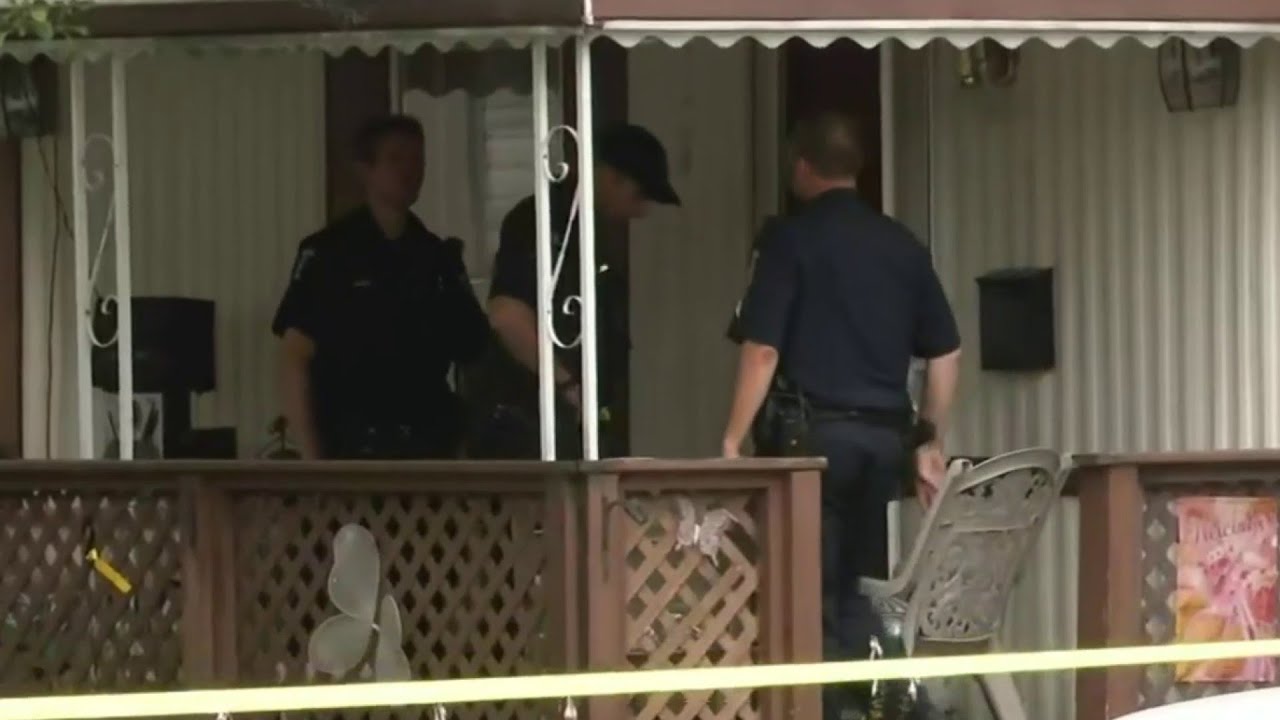 Police investigate suspected homicide in Sterling Heights - YouTube