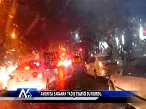 AYTV AYDIN-Aydın’da sağanak yağış trafiği dururdu