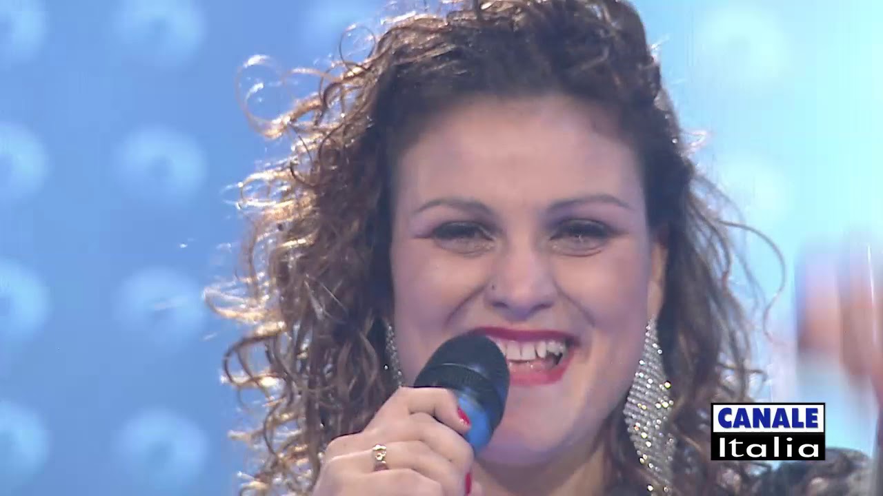 Alessandra Moscato "The Best" | Cantando Ballando - YouTube