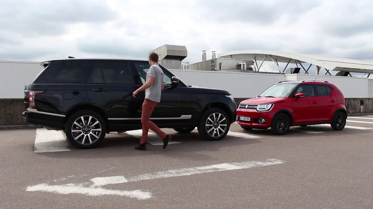 Land Rover Range Rover VS Suzuki Ignis - YouTube