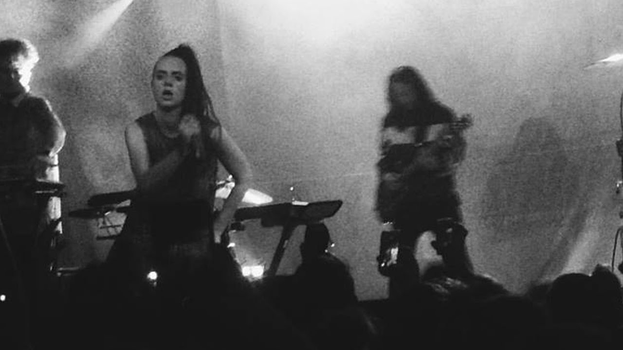 One More - MØ & Elliphant (Live from Curitiba) - YouTube