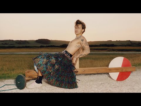 Harry Styles’ EPIC Fashion Transformation | Flashback Sunday
