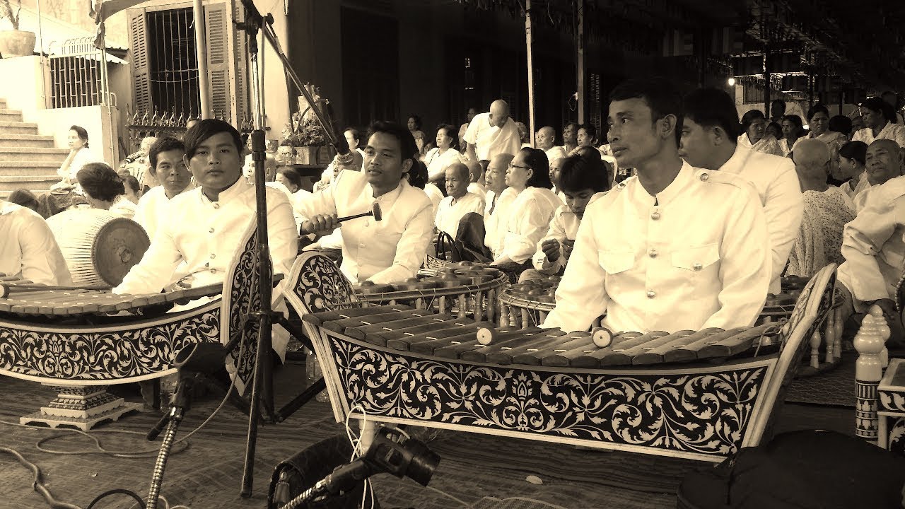 Musical instruments of Cambodia - Khmer Traditional Music Pinpeat - 029 ...