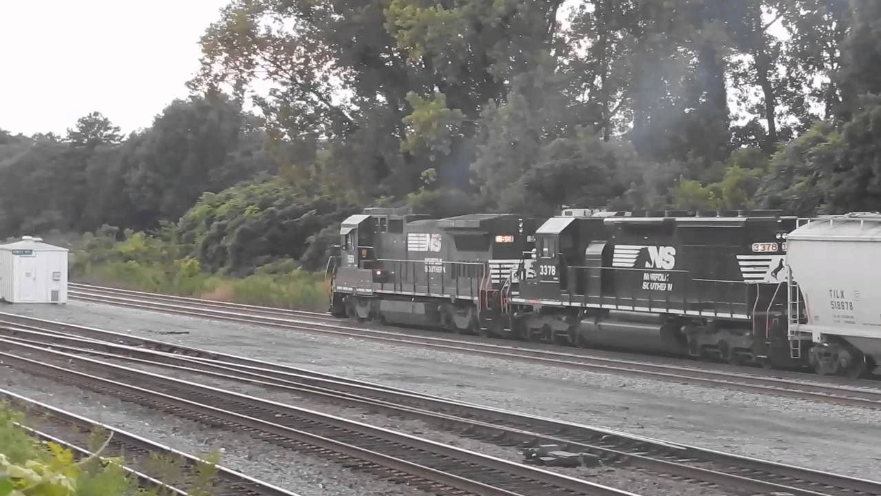 NS GE21 (CSX Z918-14) at Howell Tower with an 8-32B and SD40-2 8/14/14 ...