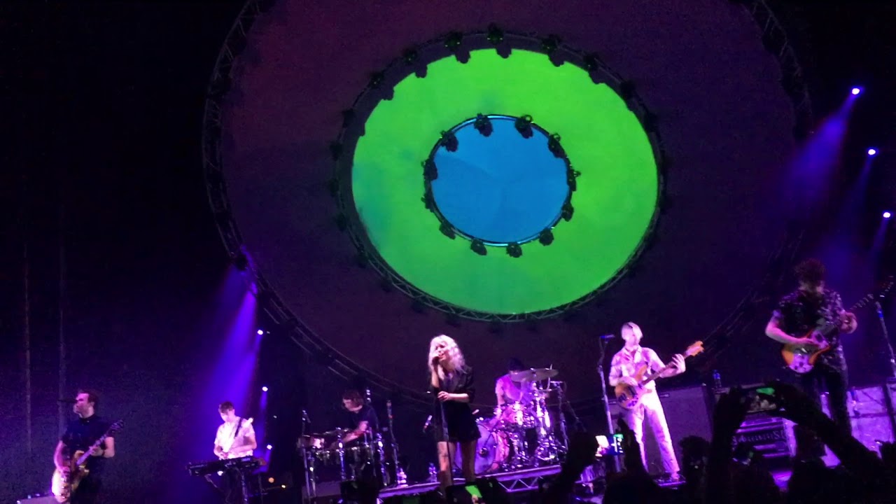 Paramore - Forgiveness live @ Qudos Bank Arena Sydney Australia 2018 ...