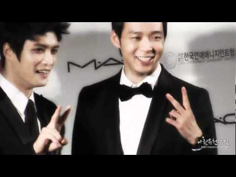 [narynyuchun] 111007 JYJ Yoochun at BIFF Red carpet - YouTube