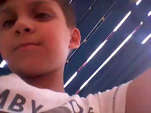 Breno e Heitor fazendo macinha do Toy Story - YouTube