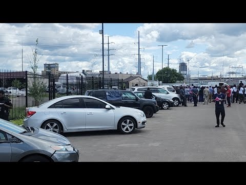 Auction Day! Police Impound. Let's Shop Team. pt 2 - YouTube