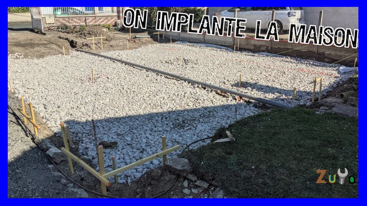 IMPLANTATION de la MAISON ca pose du piquet ⛏️ - YouTube