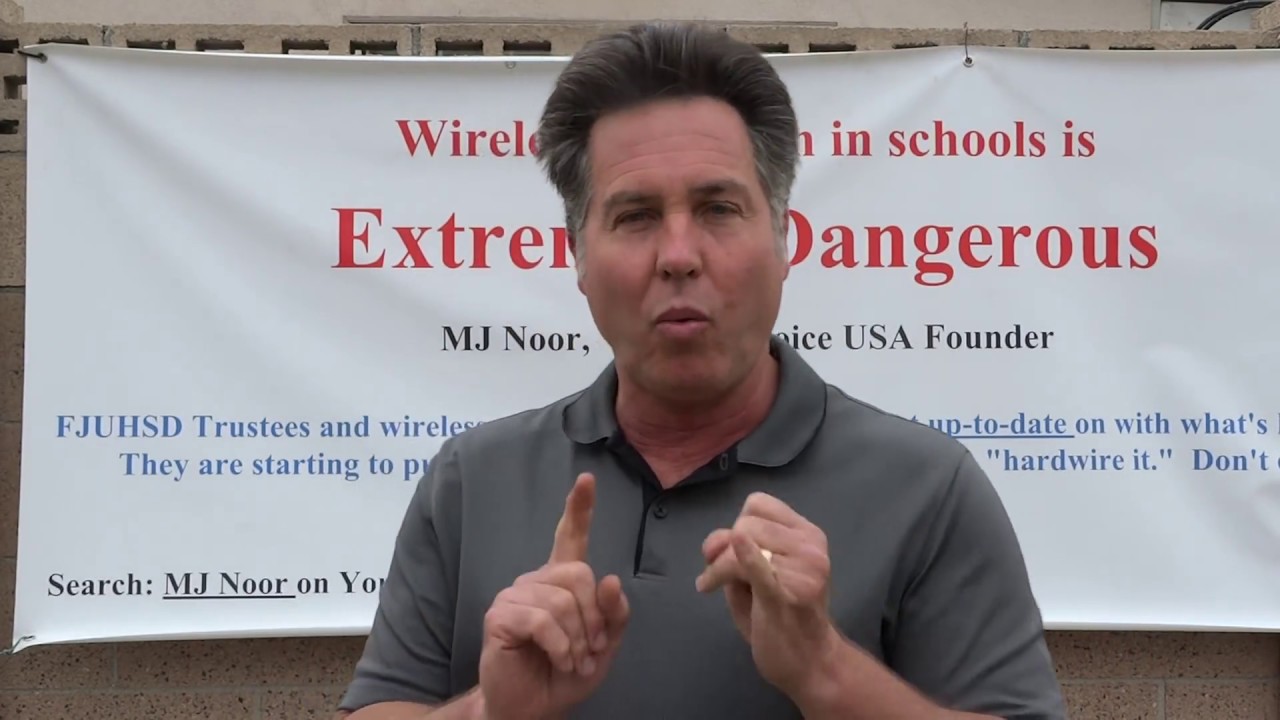 Joe Imbriano on The Wireless nightmare at Troy High School - YouTube