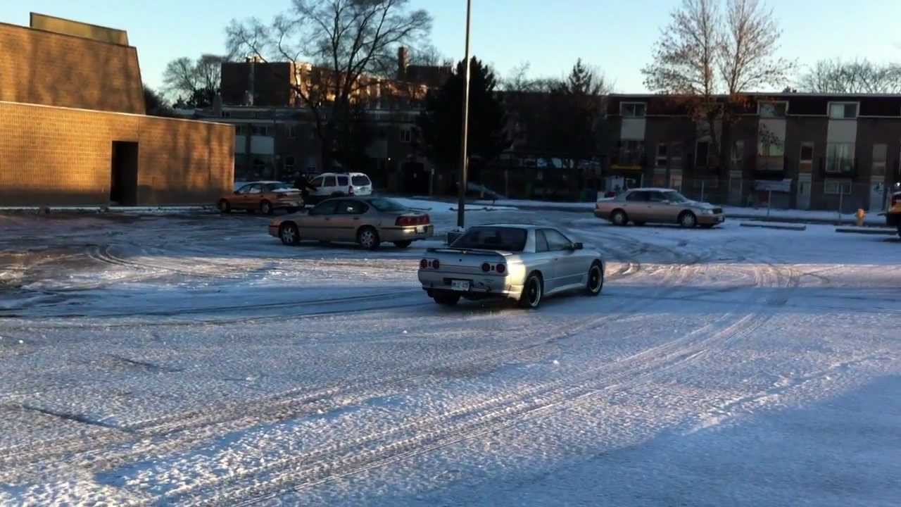 Nissan R32 Skyline Slow Winter Drift - YouTube
