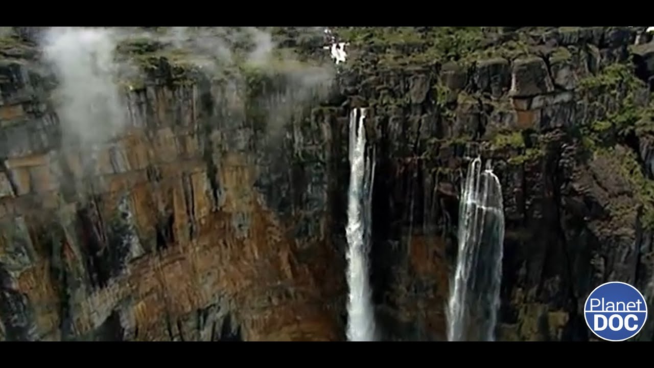 The place of the highest Angel Falls in the world: meet the Mountain of ...
