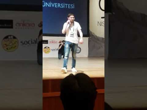 Atakan Özyurt meshur twerk dansı ( Eskisehir Anadolu Üniversitesi )