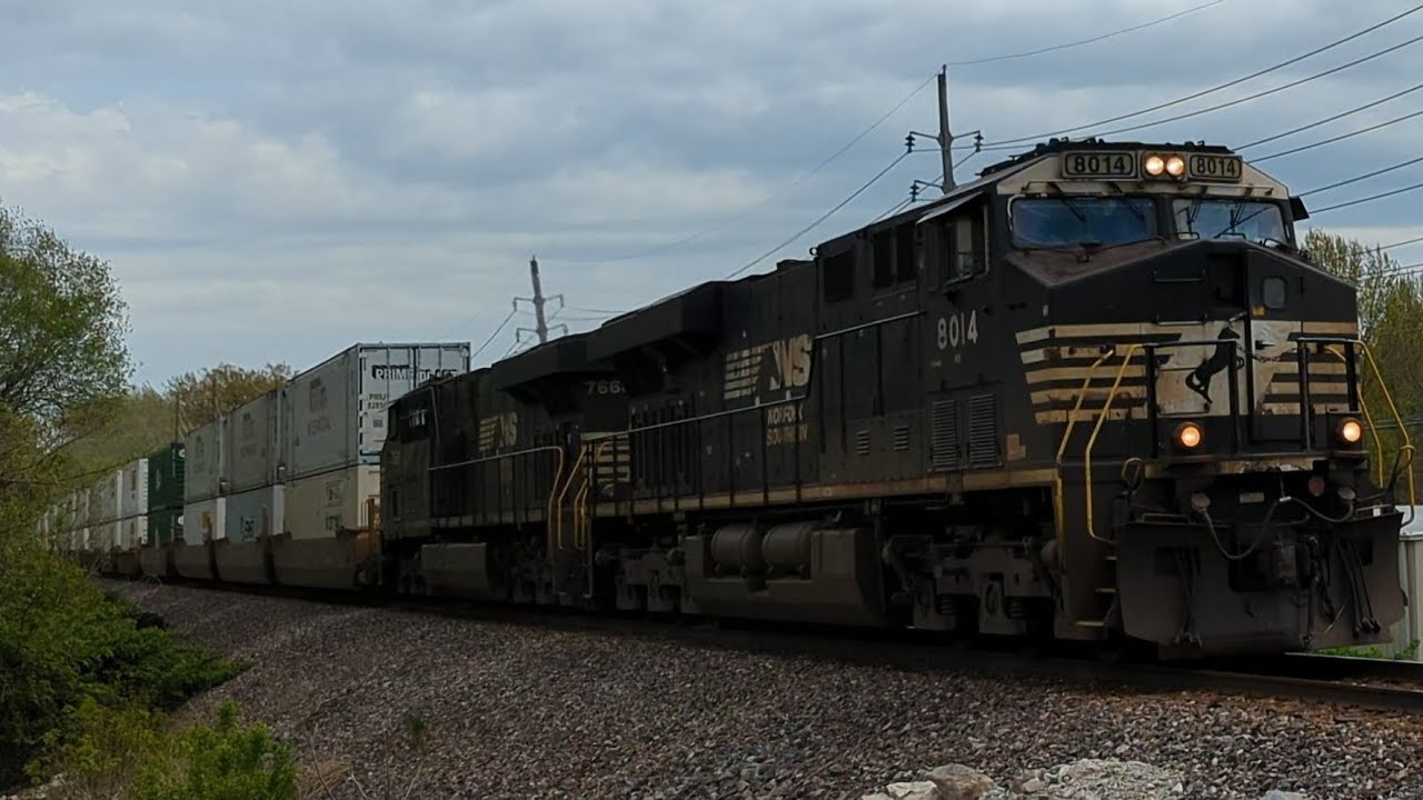 NS 224 With Hornshow! - YouTube