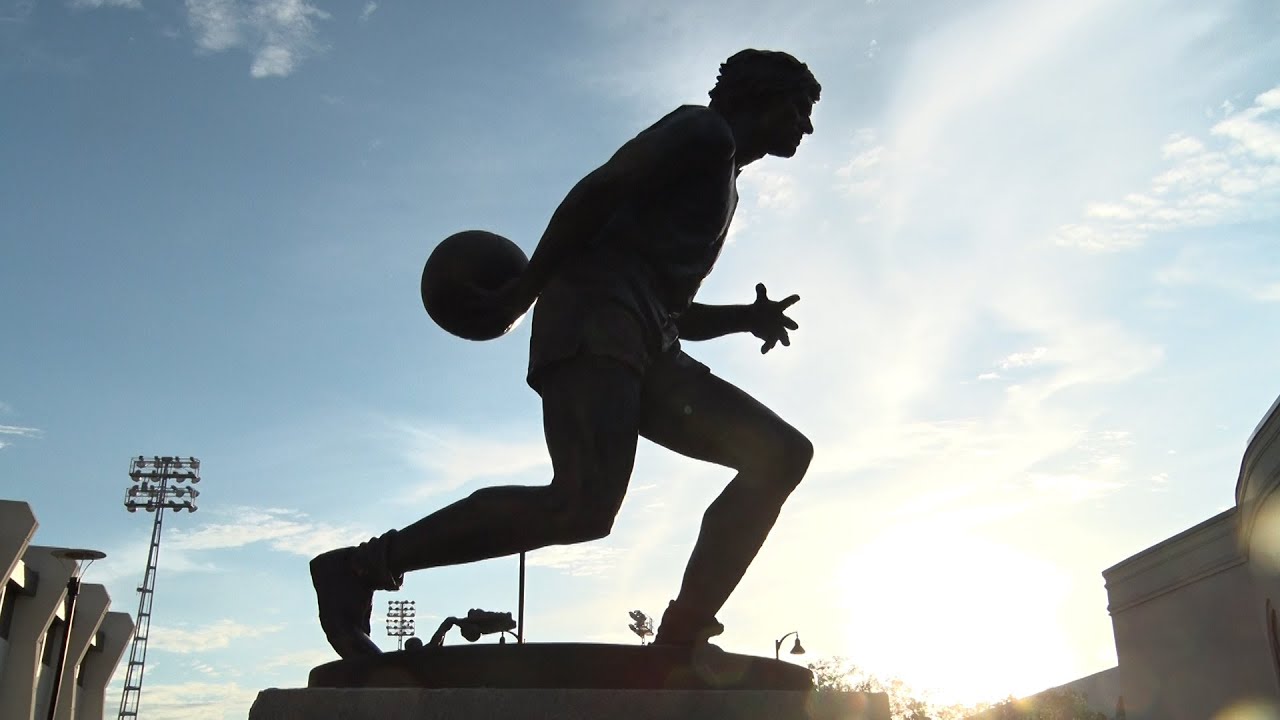 Maravich Memorialized: After more than 50 years the "Pistol" gets his ...