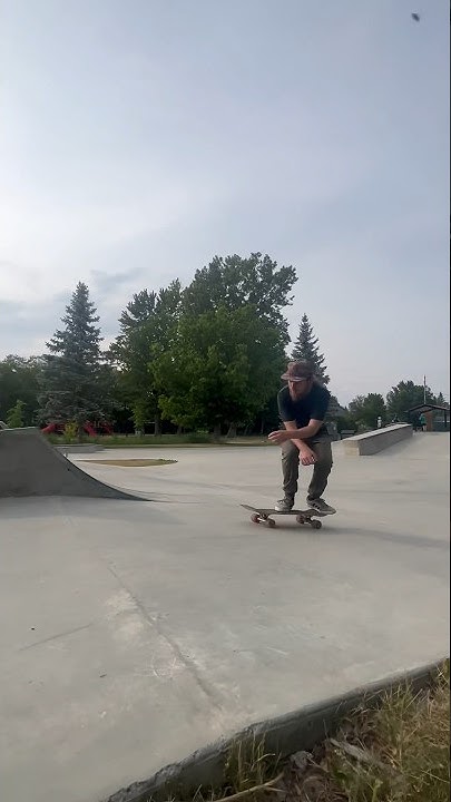 This line with longboard wheels?! FULL VIDEO ON PAGE🔥HIT THE SUB BUTTON FOR MORE SKATE CLIPS🔥 ...