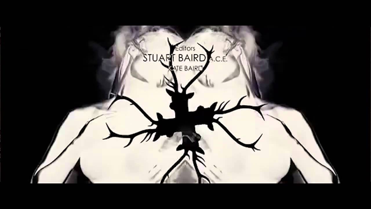 James Bond - Snake Eater - YouTube