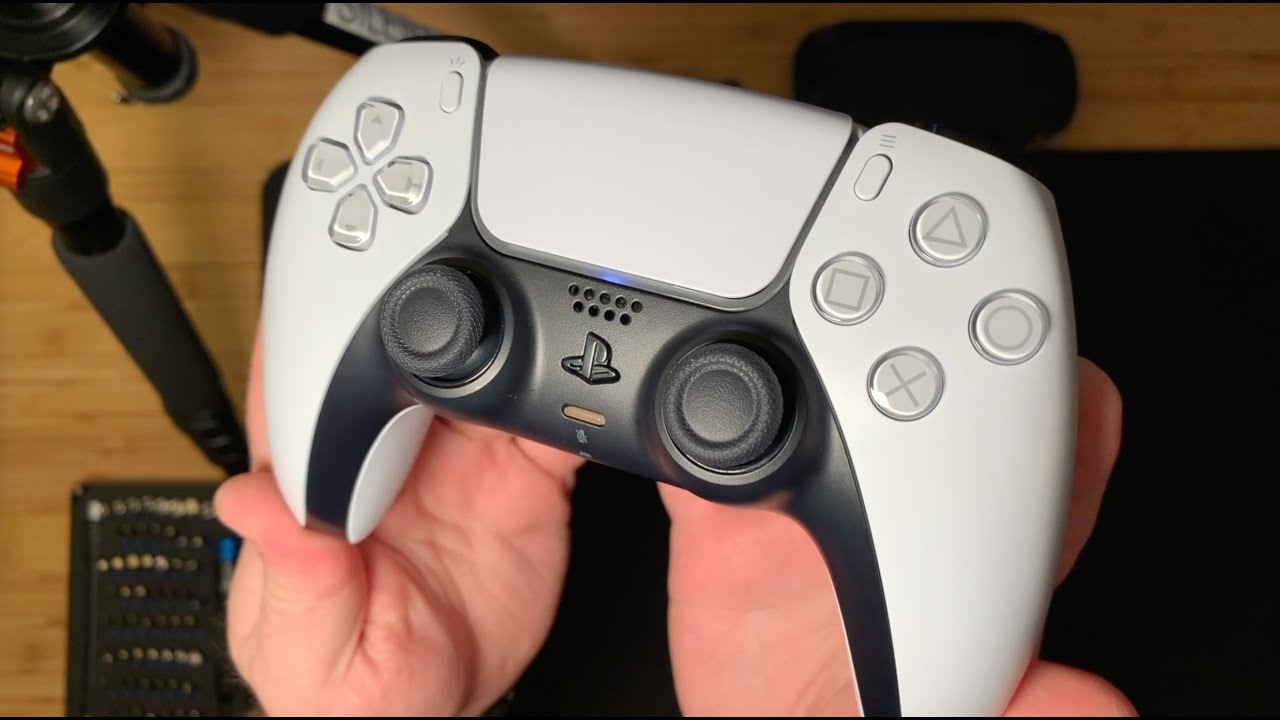 PS5 DualSense Controller Teardown - A Look Inside - YouTube