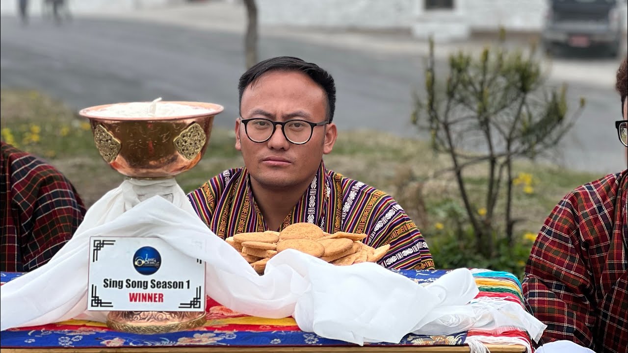 Welcoming Journey of SING SONG-1 winner to Samtengang HSS from Dochula ...