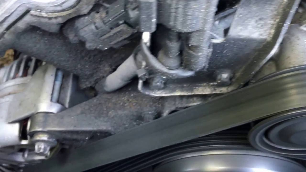 2005 C320 M112 Engine Knocking (W203) - YouTube