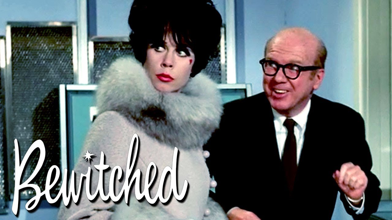 Serena Tries To Find Love Online | Bewitched - YouTube