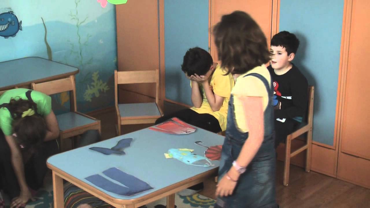 amicii afterschool engleza mediu mai 20127 - YouTube