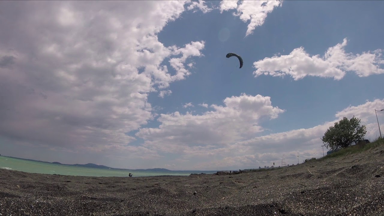 2020 Duotone Lizard Trainer Kite Session - YouTube