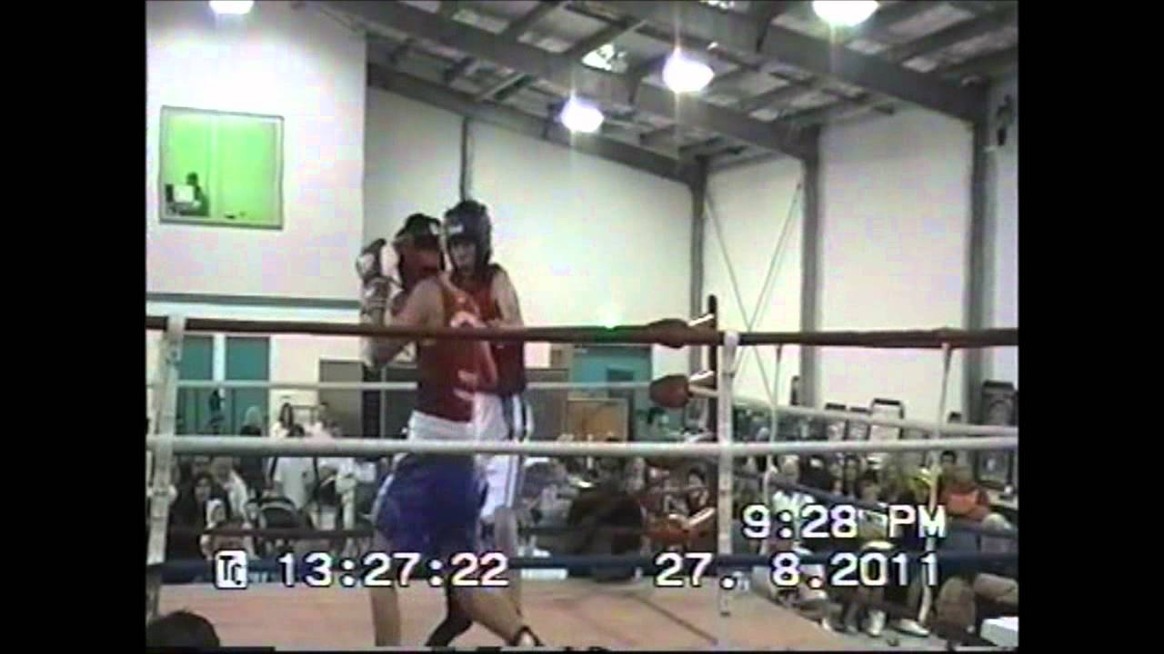 Zion Boxing - Dec Bay Fights - SEQ Title Bout - Jacob Petrie. - YouTube