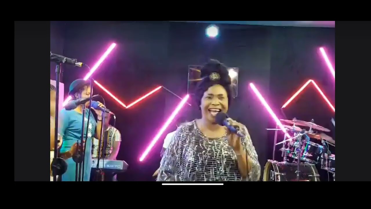 Ephatha Damilola Aina Ministering Bola Dada kakaki jesu worship session - YouTube