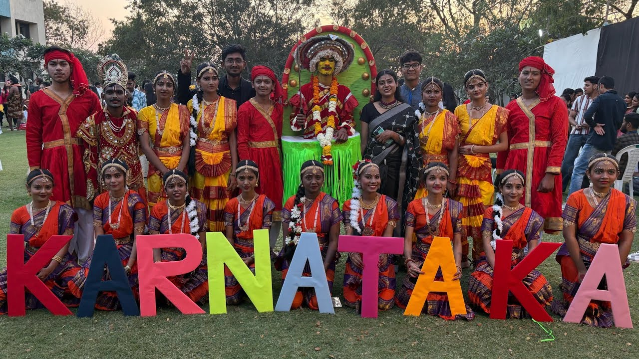 karnataka bharatnatyam dance//classical dance //collage performance # ...