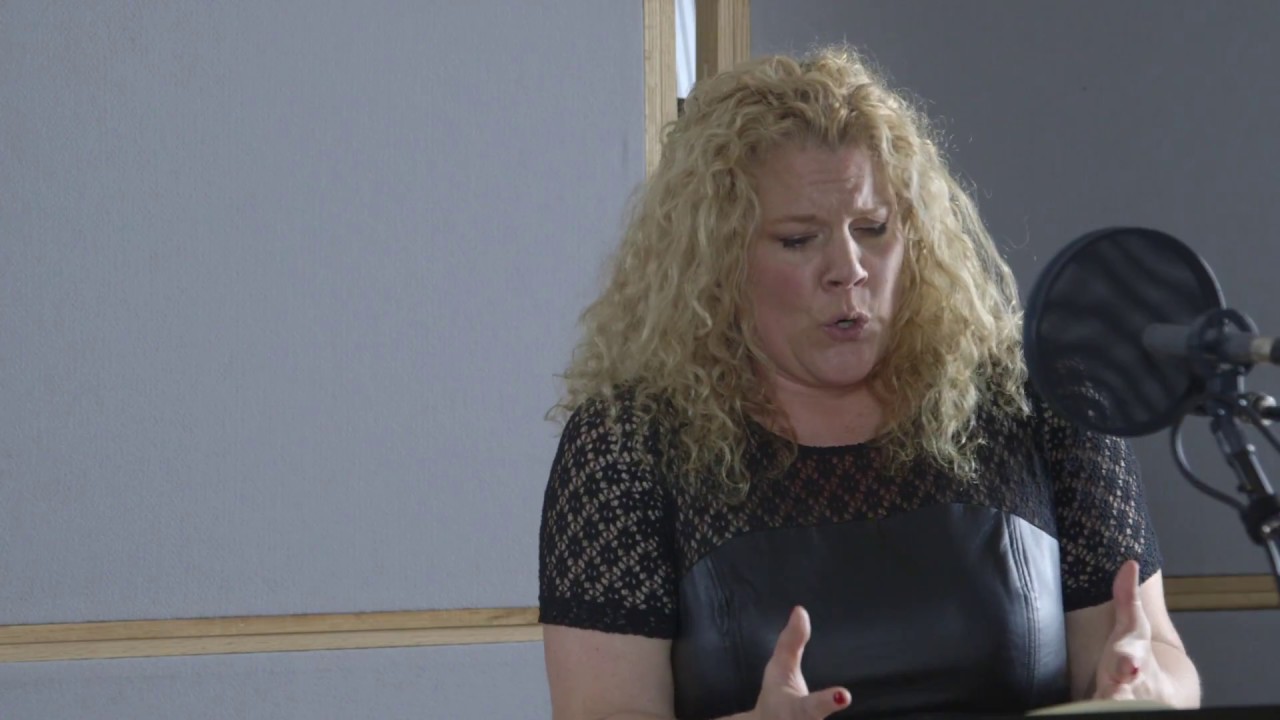 Michelle DeYoung sings Brahms Dein blaues Auge at CPR Classical - YouTube