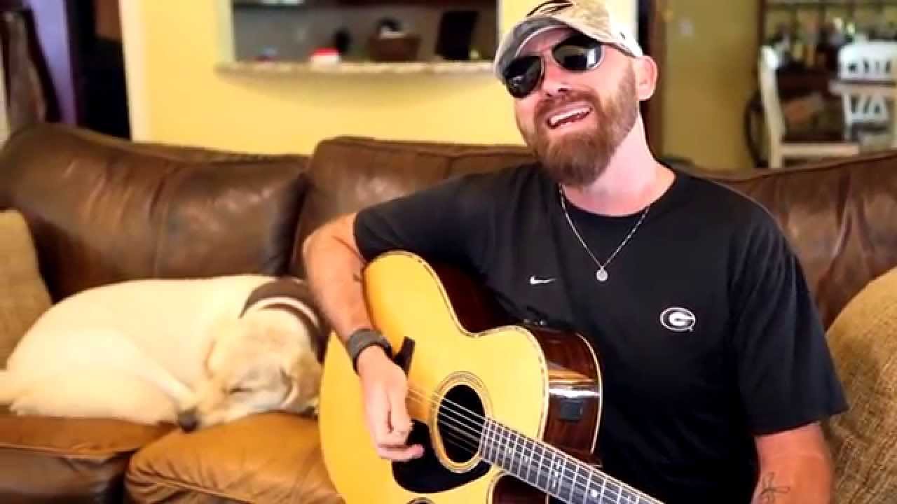 Corey Smith - In Love With a Memory (Acoustic) - YouTube
