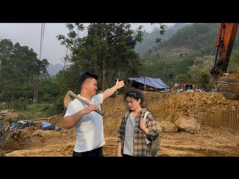 16-year-old single mother: Kind man gives land to build house - New life